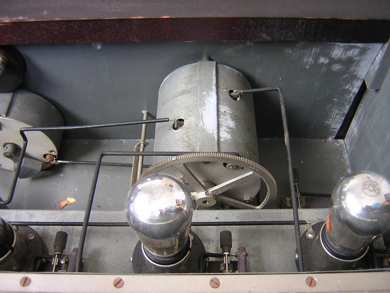 Leutz Navy Model C10 Superheterodyne